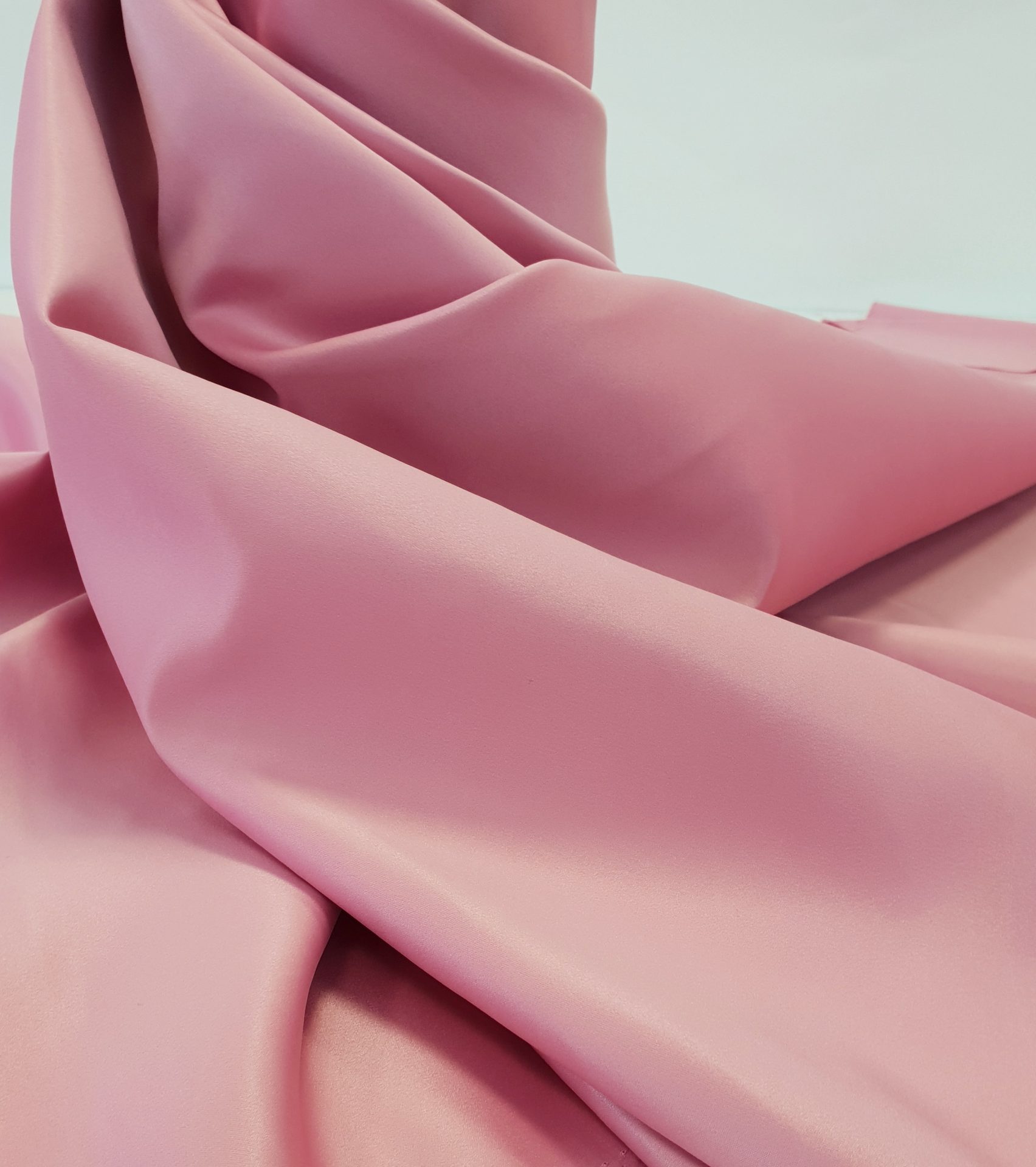 Tafta Duchesse roz plamaniu fara elastan - Evelin Textile