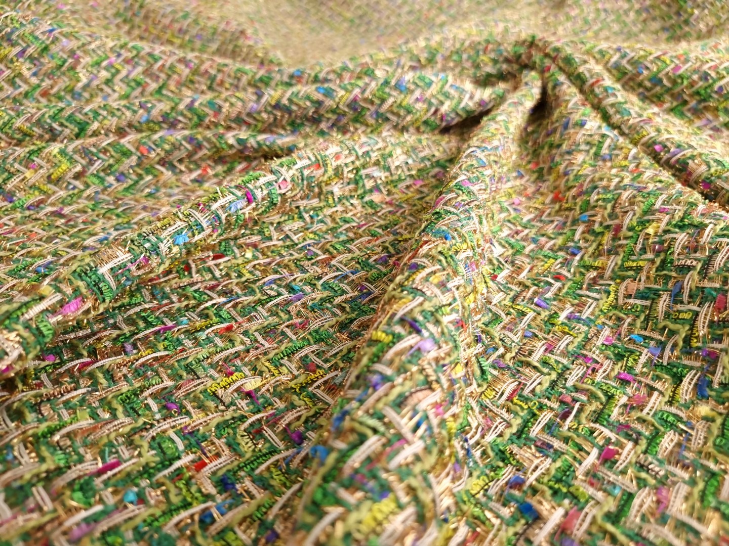 Stofa verde tip chanel cu insertii multicolore - la metru - Evelin Textile