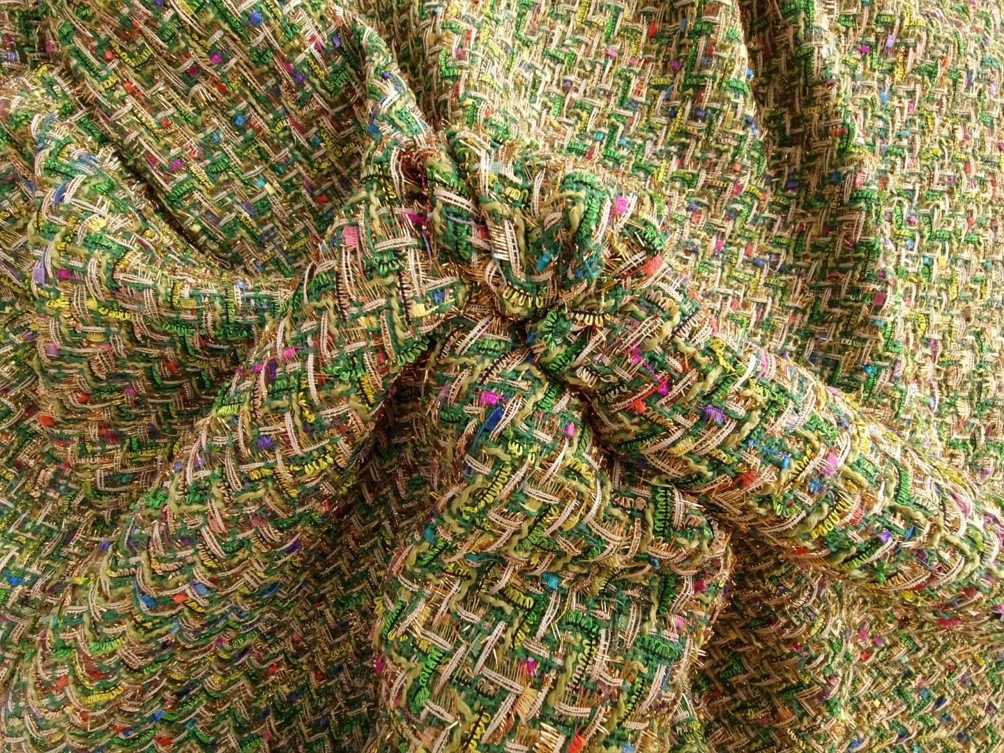 Stofa verde tip chanel cu insertii multicolore - la metru - Evelin Textile