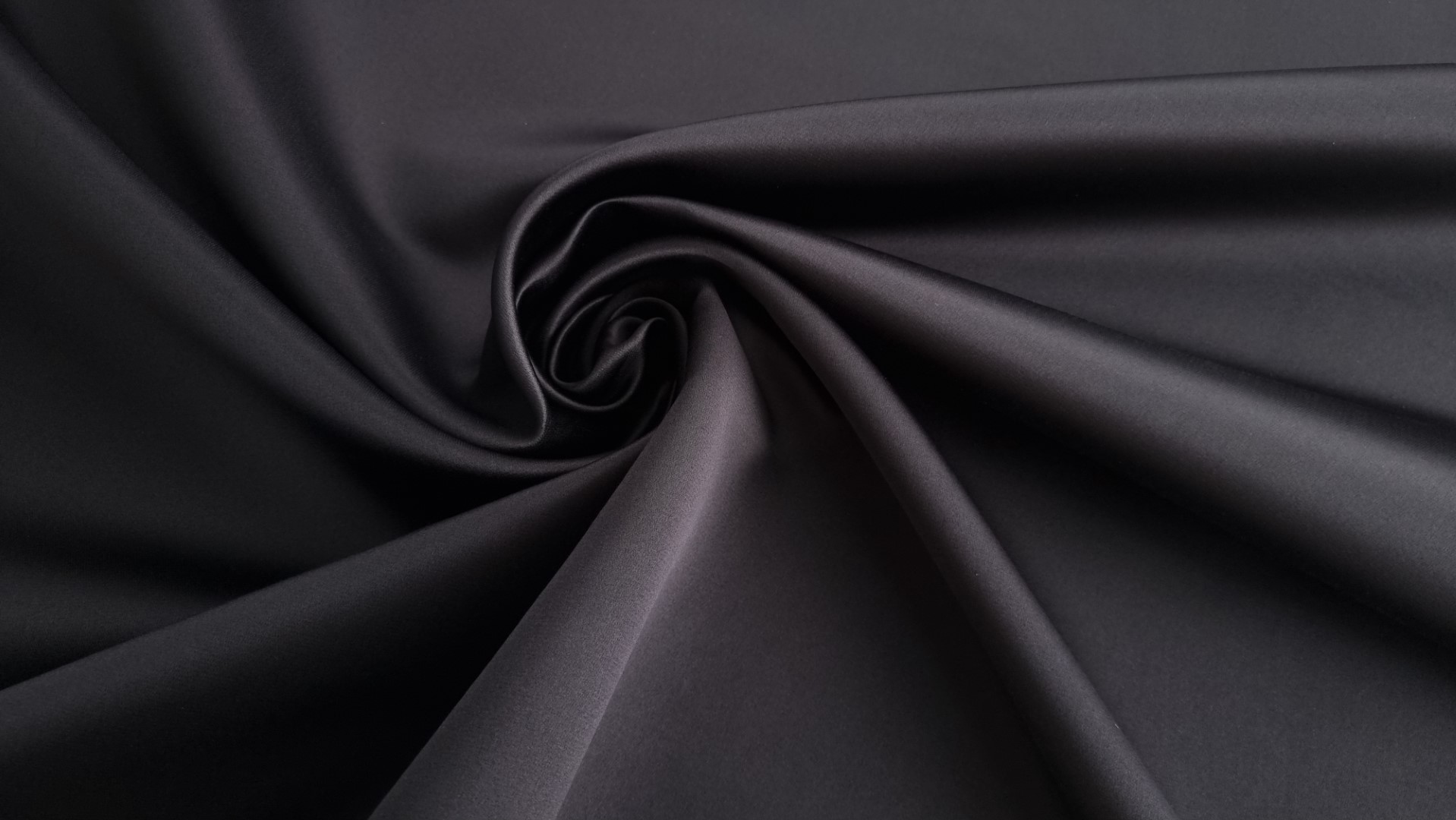 Tafta neagra rigida din matase naturala DG700 - Evelin Textile