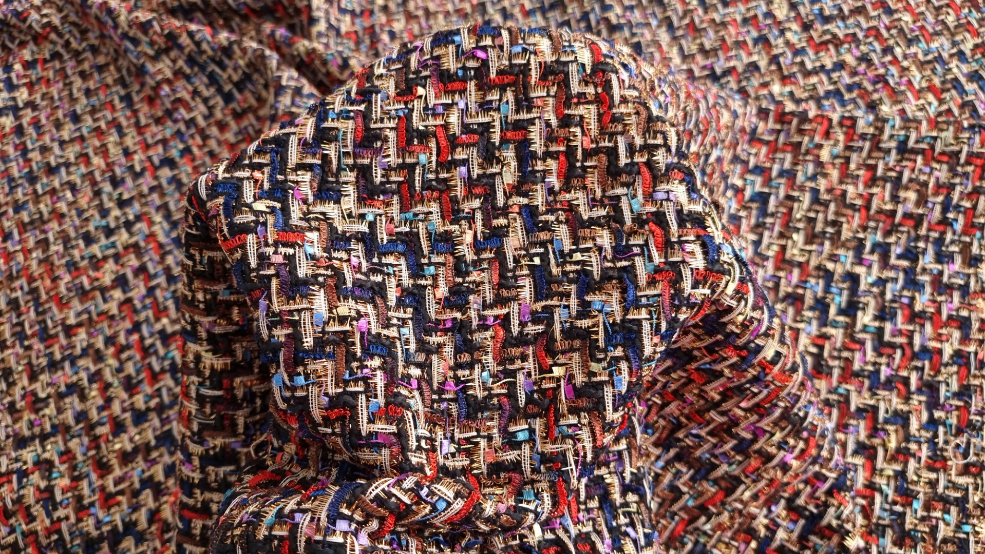 Stofa multicolora tip chanel cu insertii metalizate - Evelin Textile
