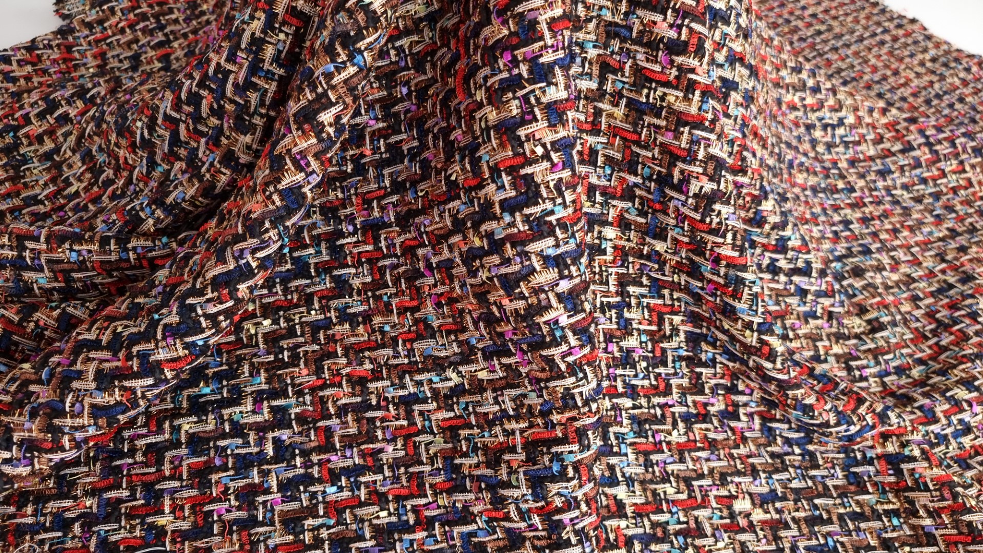 Stofa multicolora tip chanel cu insertii metalizate - Evelin Textile