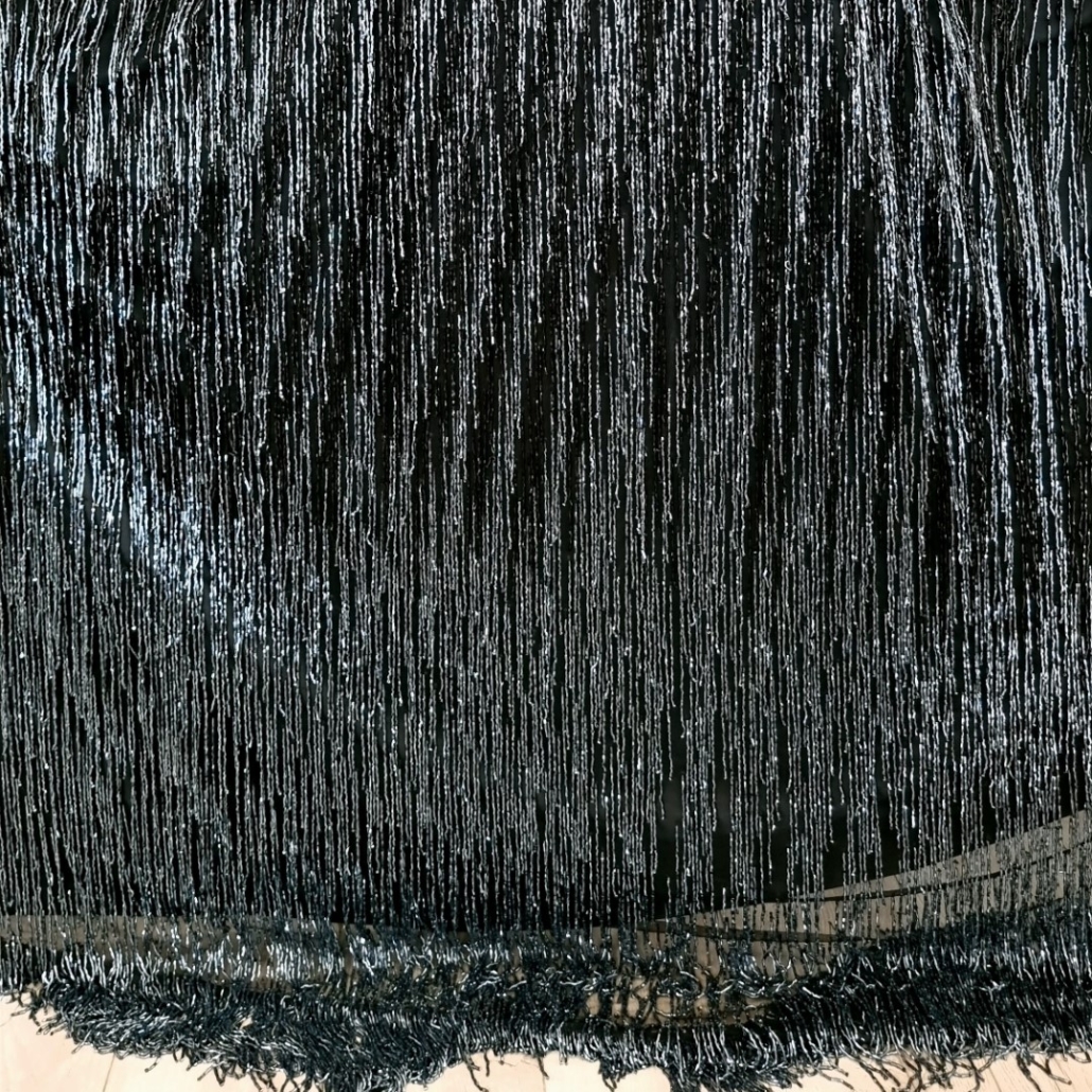 Broderie lucrata manual cu franjuri in degrade - Evelin Textile