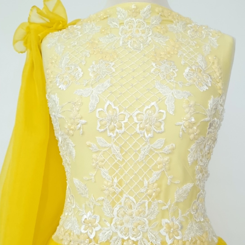 Rochii si busturi - panouri lucrate manual - Evelin Textile