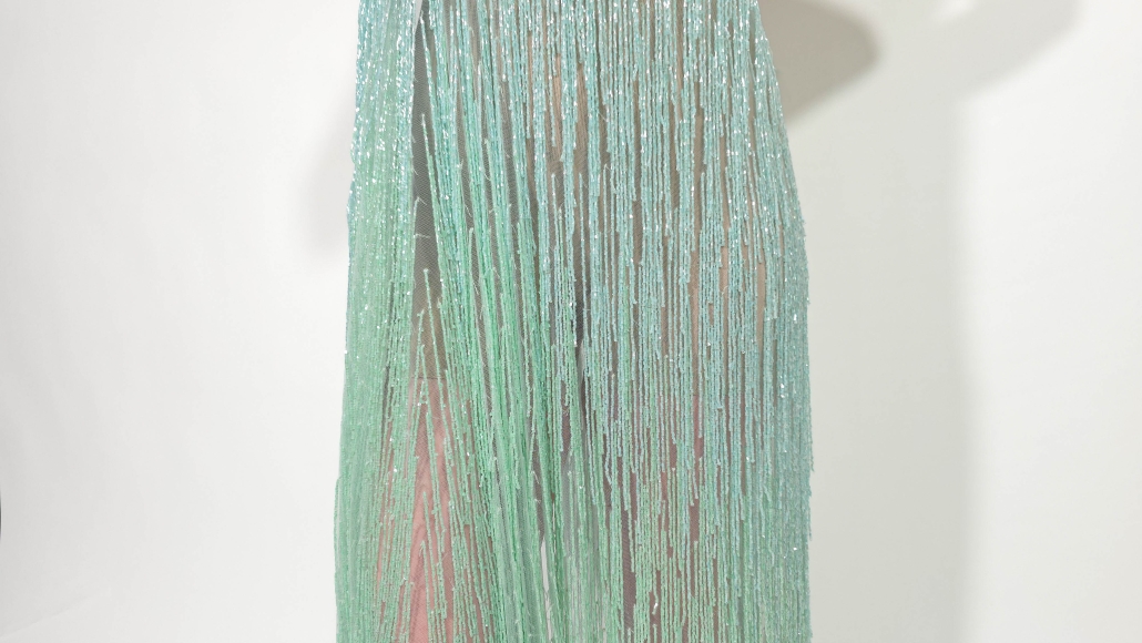 Broderie realizata manual cu franjuri in degrade Light Green