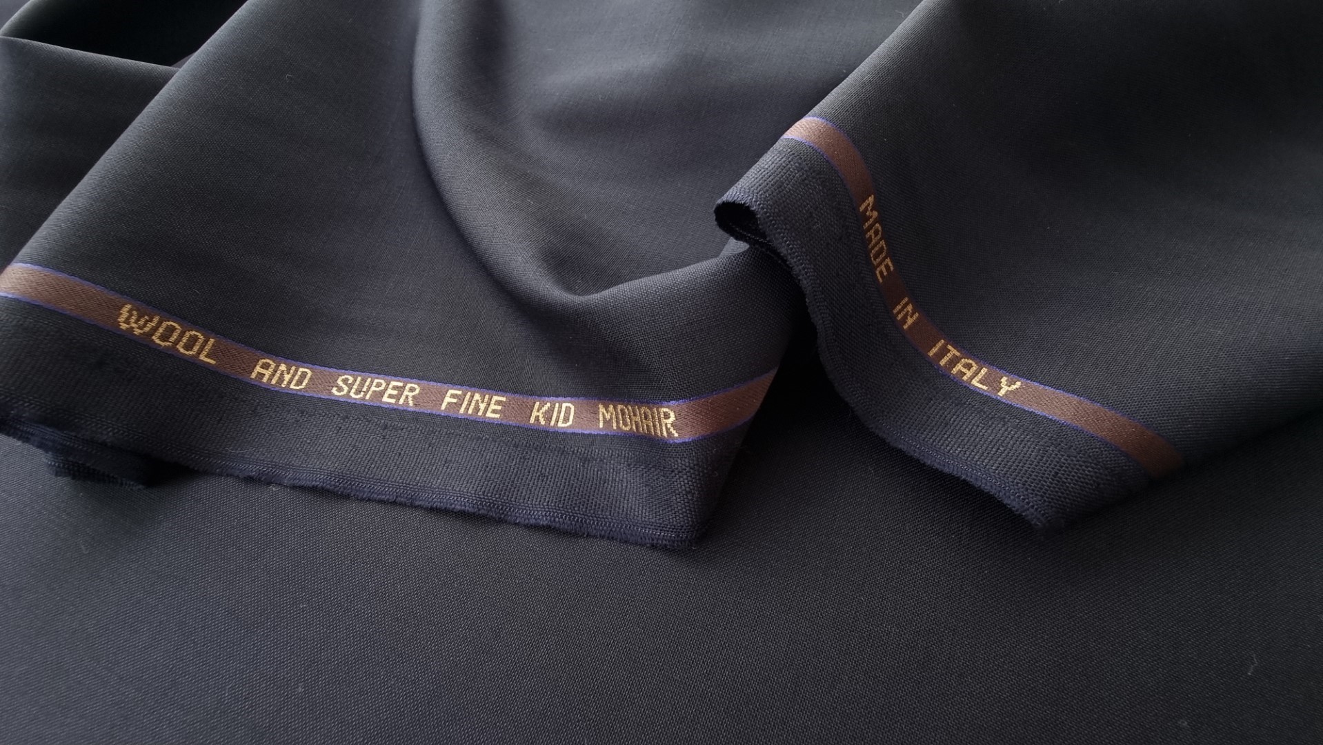 Stofa din lana virgina si mohair Vitale Barberis Canonico VBC1177