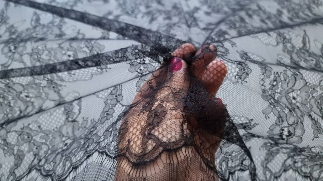 Dantela Solstiss din 100% matase naturala neagra - Evelin Textile