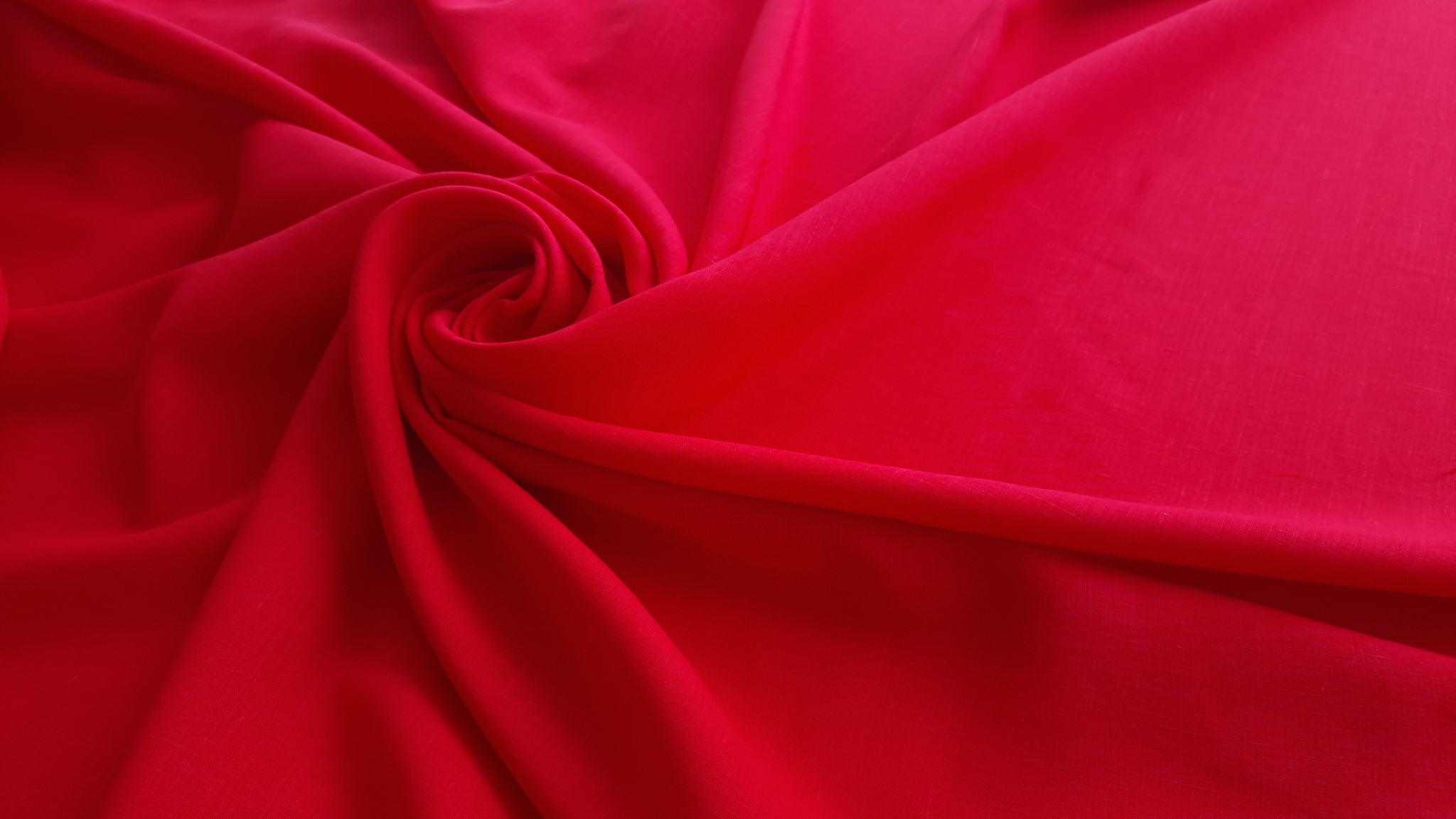 Tesatura naturala din in rosu cardinal - Evelin Textile