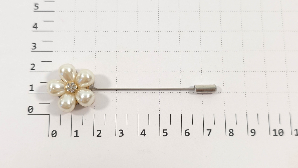 Broșă decorativă ivory cu perle și cristale - Evelin Textile