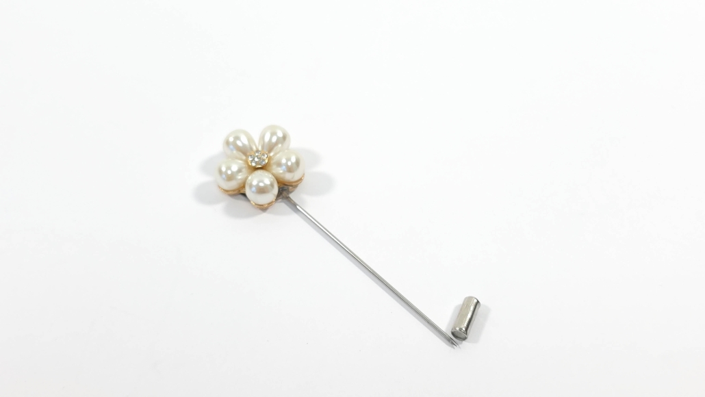Broșă decorativă ivory cu perle și cristale - Evelin Textile